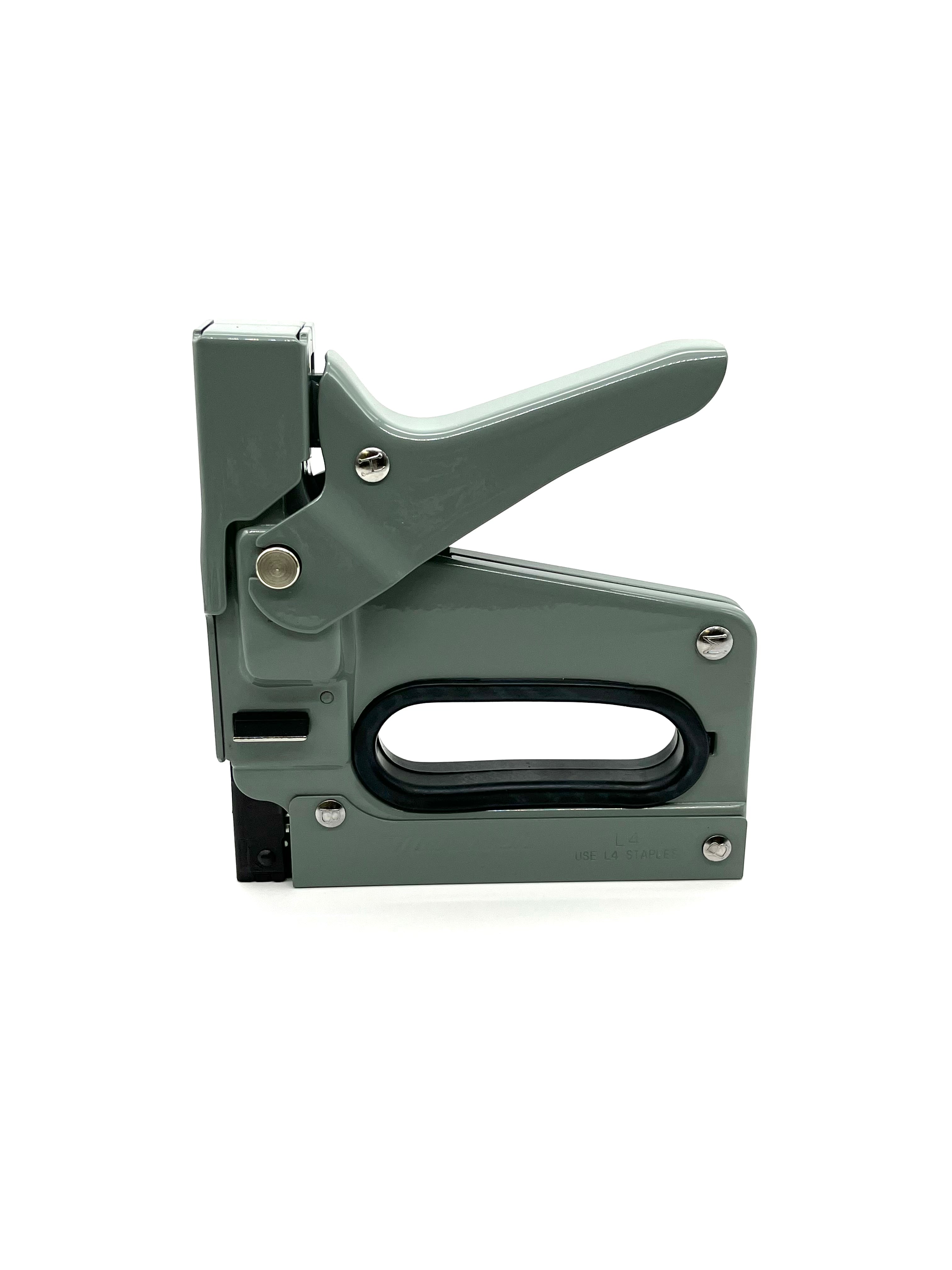 L4 Regular Straight Shoot Tacker